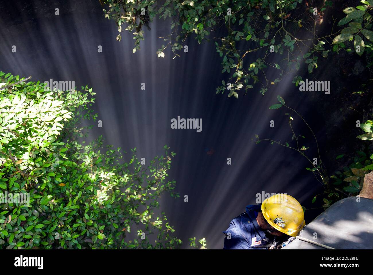 Jomblang cave hi-res stock photography and images - Alamy