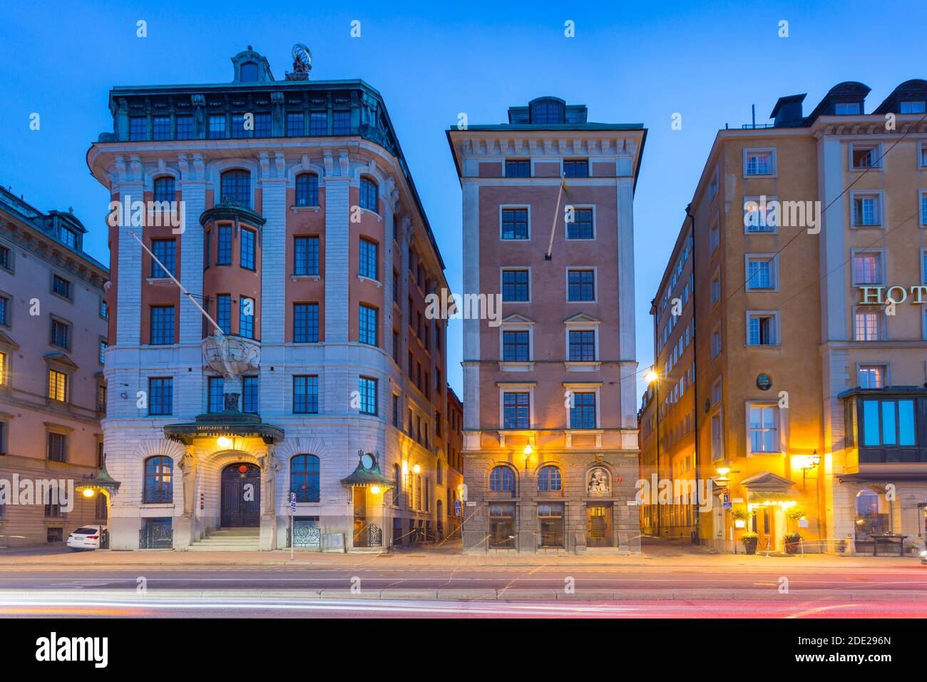Architecture on Skeppsbron at dusk, Gamla Stan, Stockholm, Sweden ...