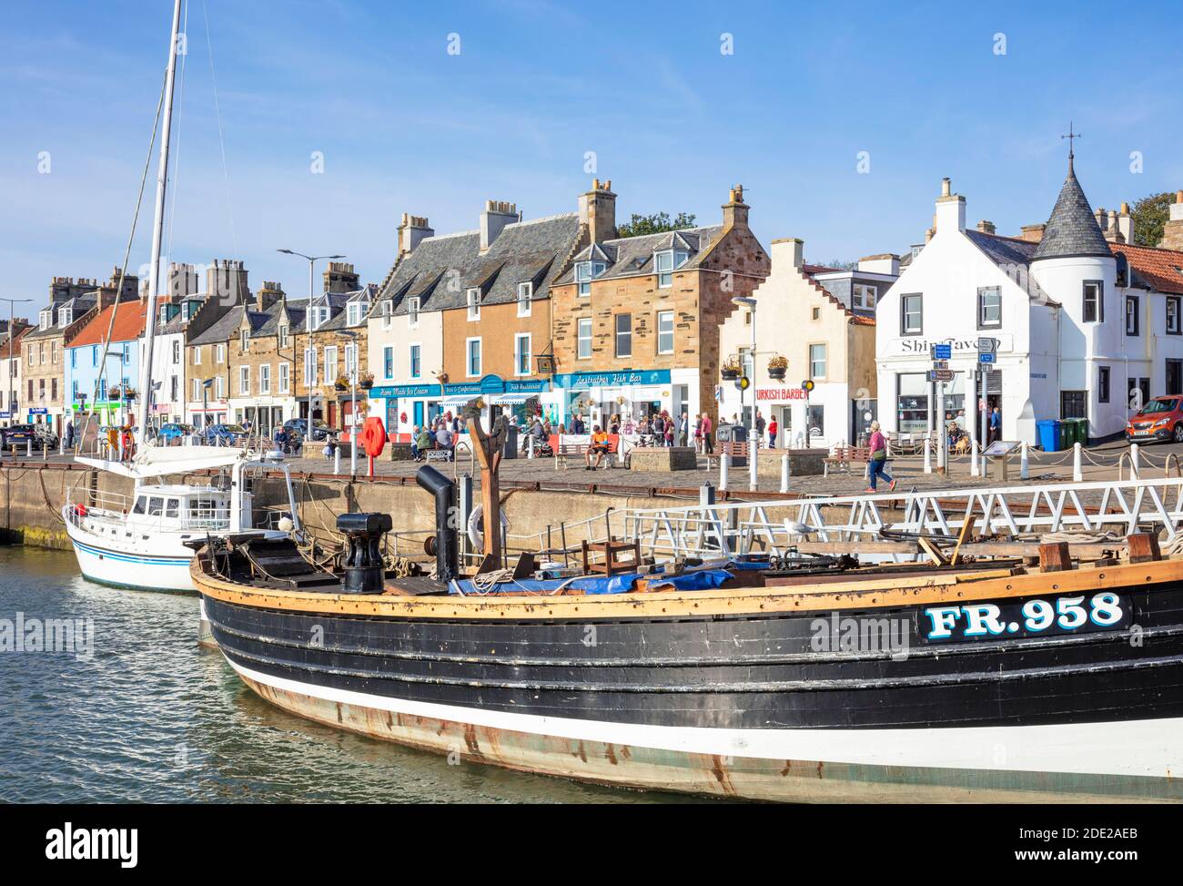 Anstruther harbour Fishing boats and yachts in the scottish coastal ...