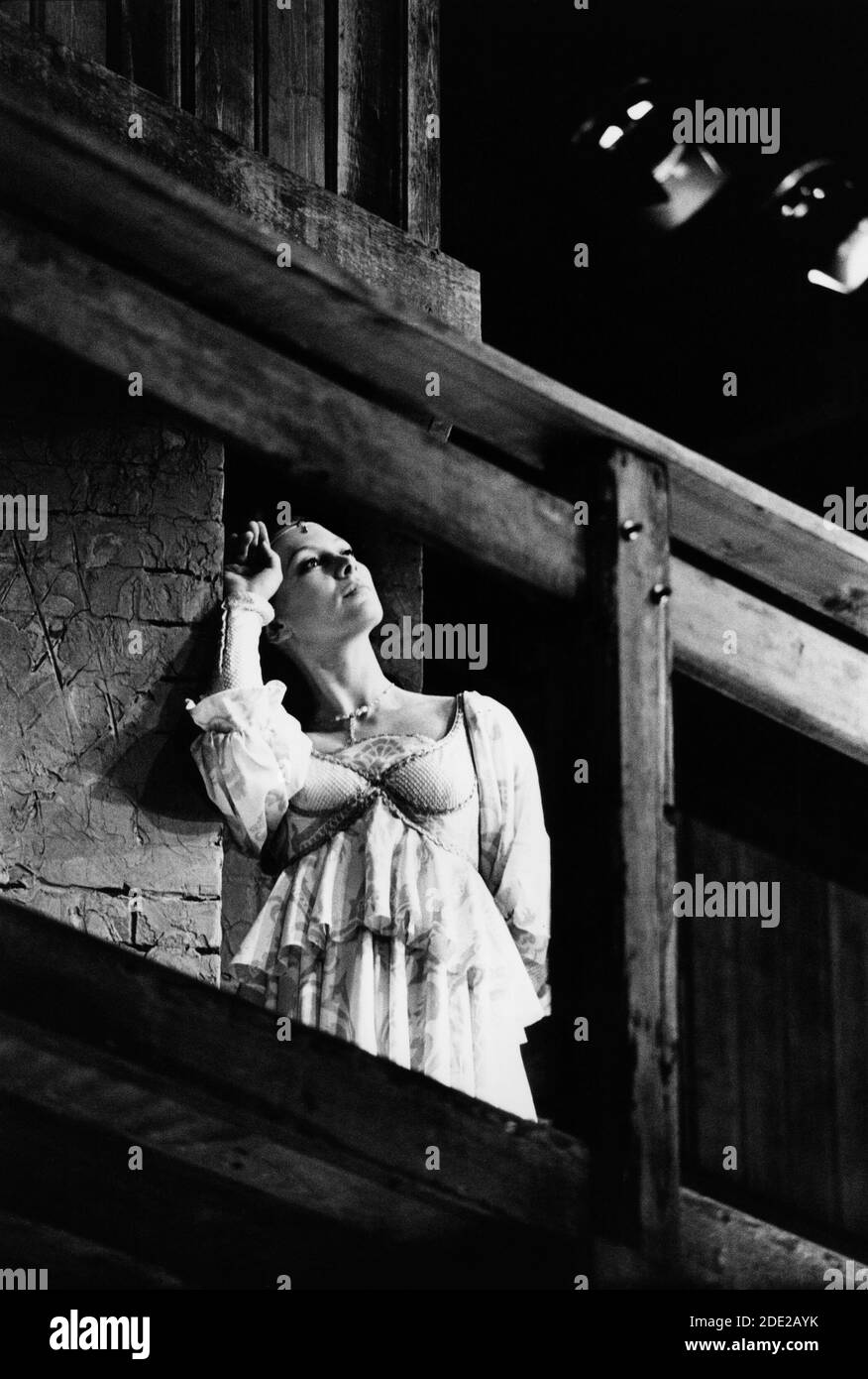 Francesca Annis (Juliet) in ROMEO AND JULIET by Shakespeare at the ...