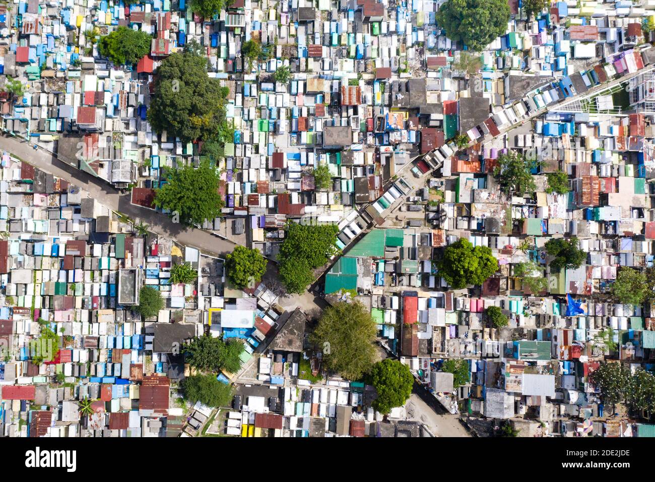 The northern cemetery in Manila with many graves and crypts in the city ...