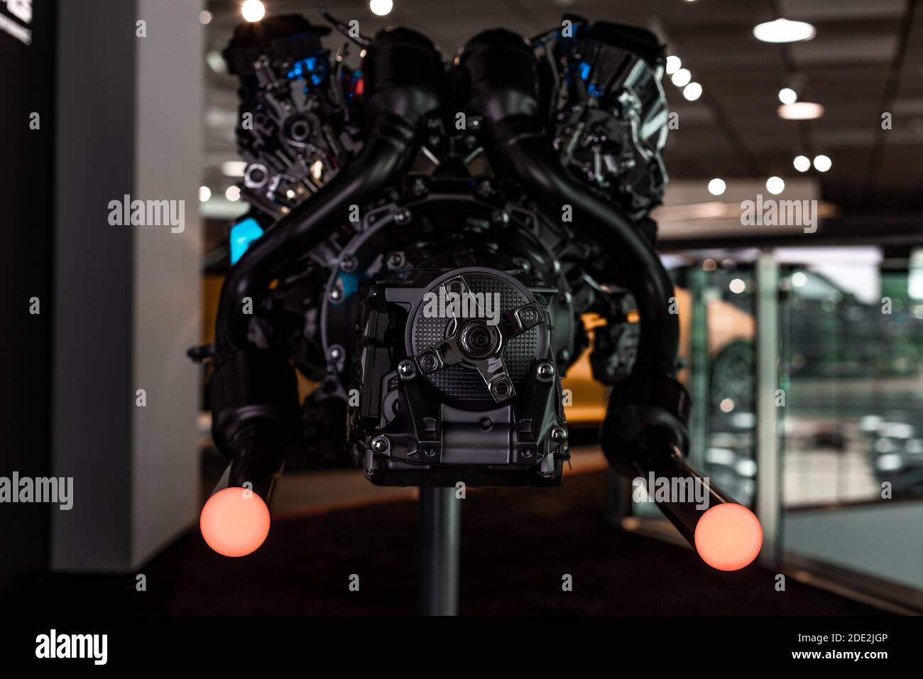 Stuttgart car manufacturing hi-res stock photography and images - Alamy