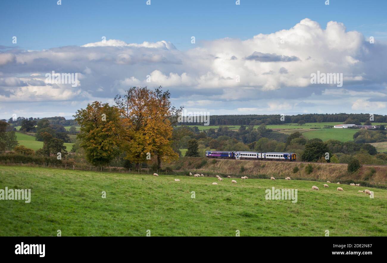 Northern Rail class 153 + class 158 sprinter train at Long Strumble ...
