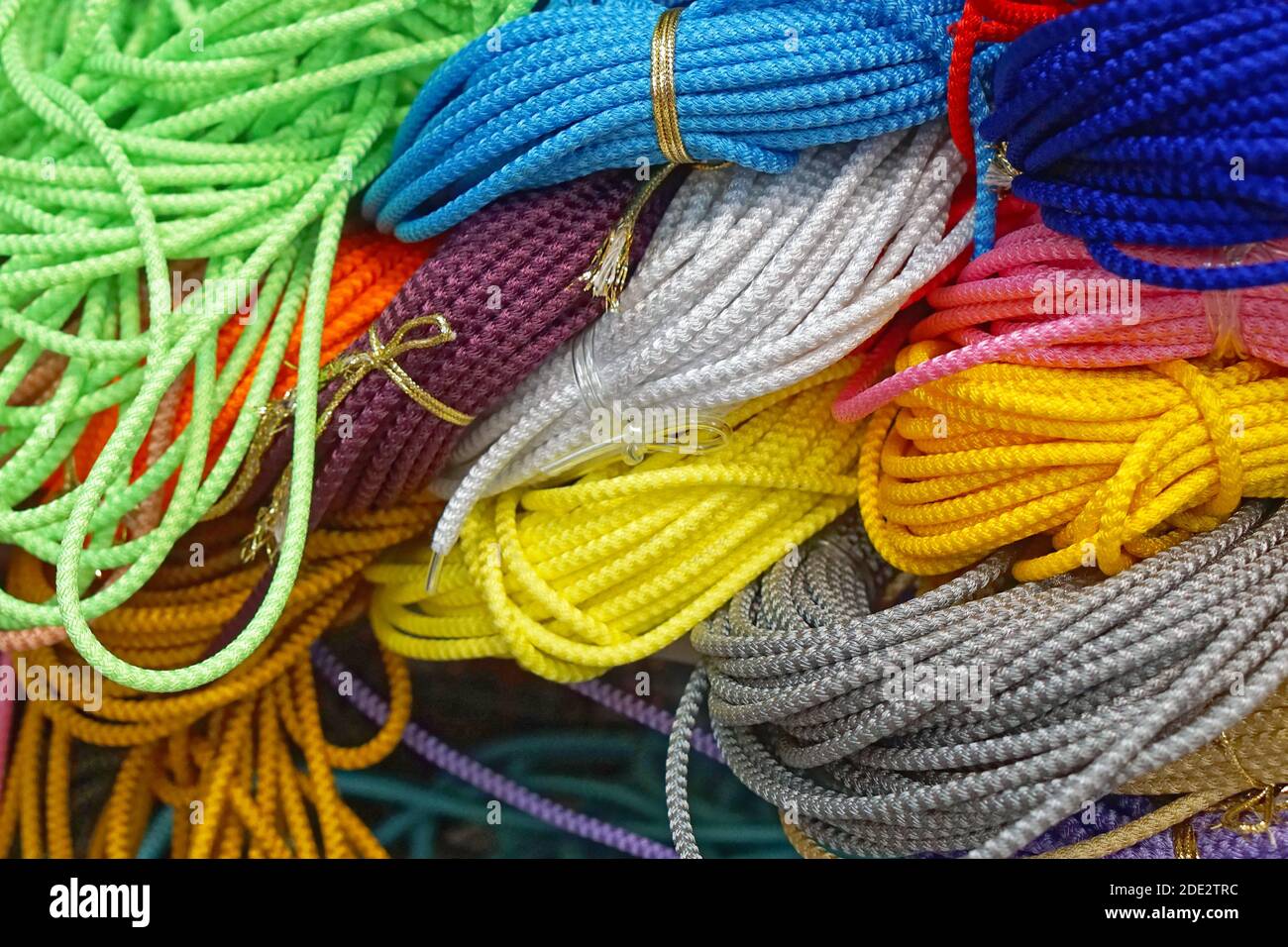 Various ropes hi-res stock photography and images - Alamy