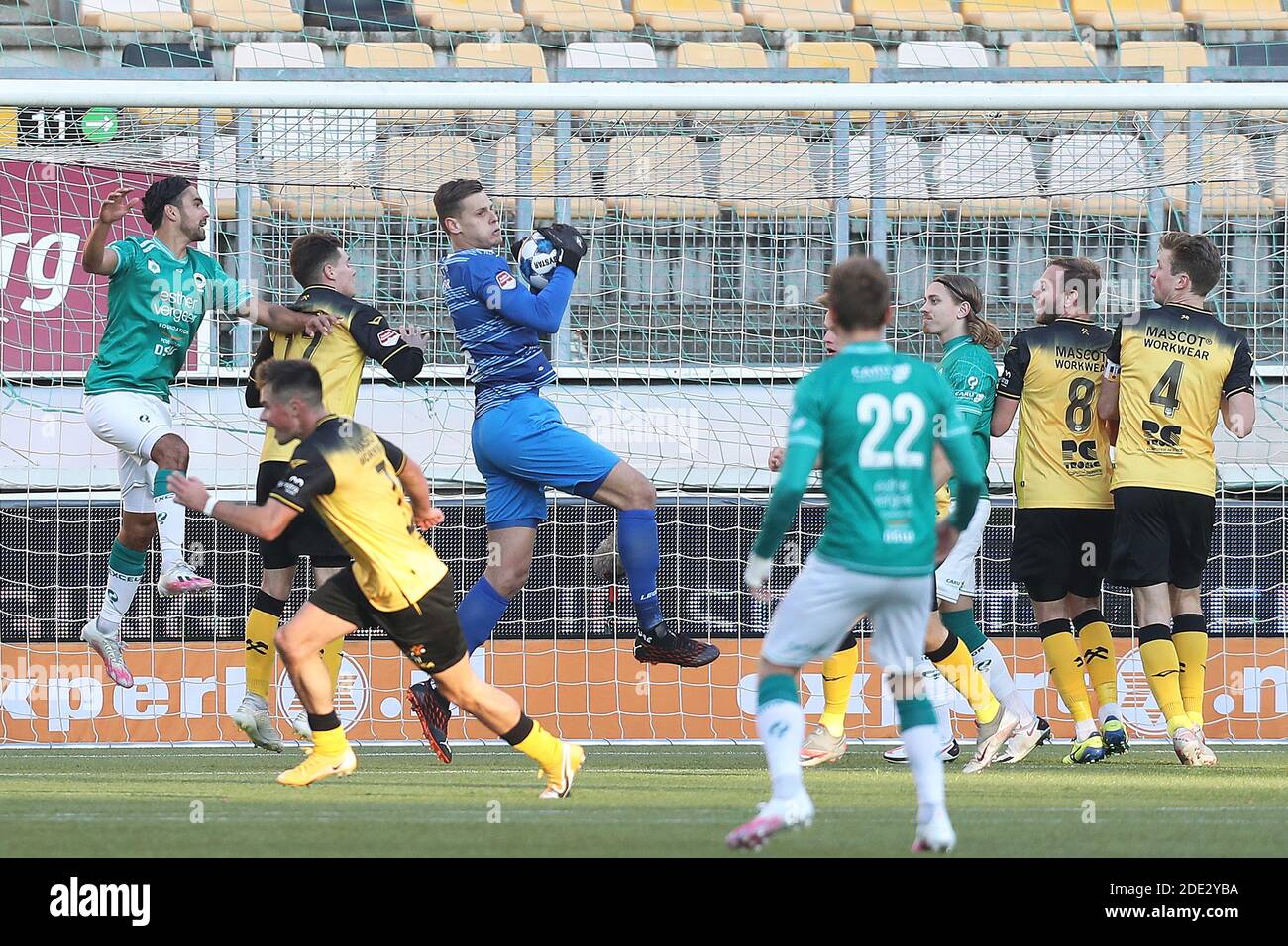 Goalkeeper hoekstra hi-res stock photography and images - Alamy