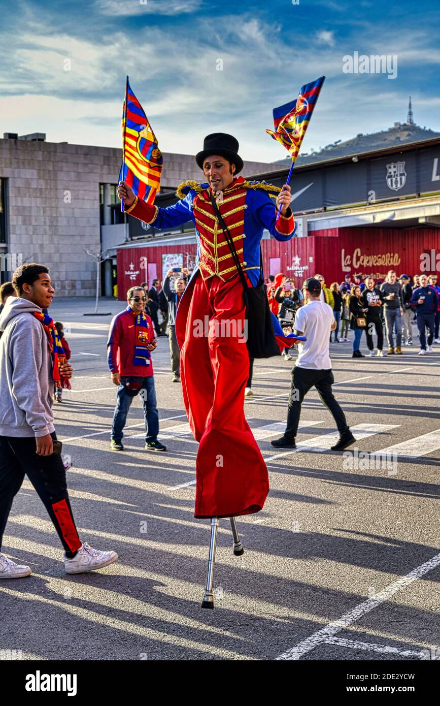 Camp nou fans hi-res stock photography and images - Alamy