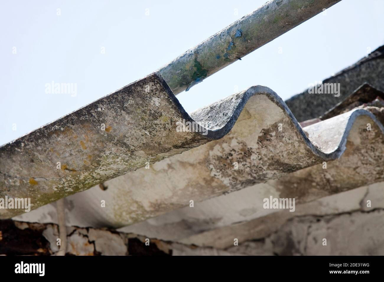Dangerous asbestos roof detail - one of the most dangerous materials in ...