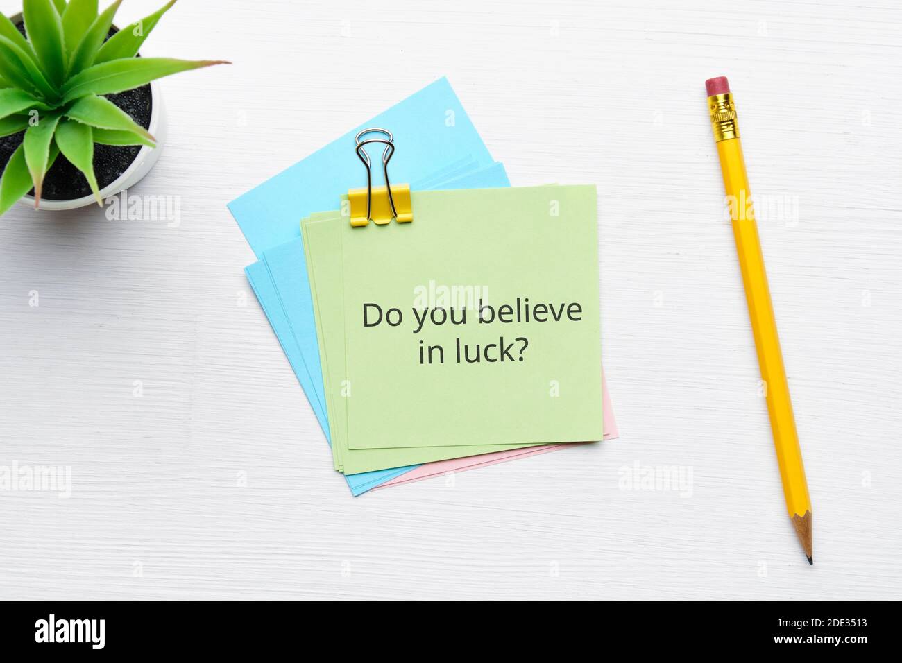 Thinking fortune hi-res stock photography and images - Alamy