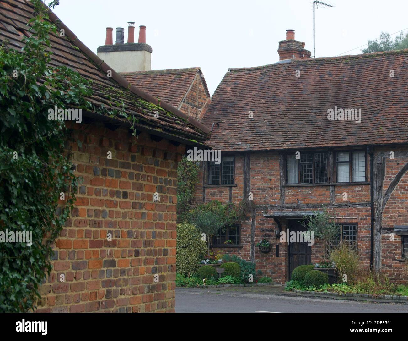 Denham garden village hi-res stock photography and images - Alamy