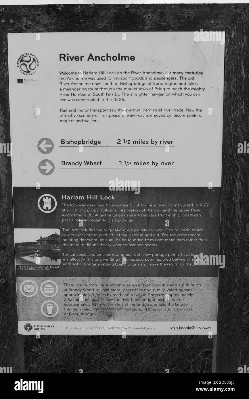 Harlem river Black and White Stock Photos & Images - Alamy