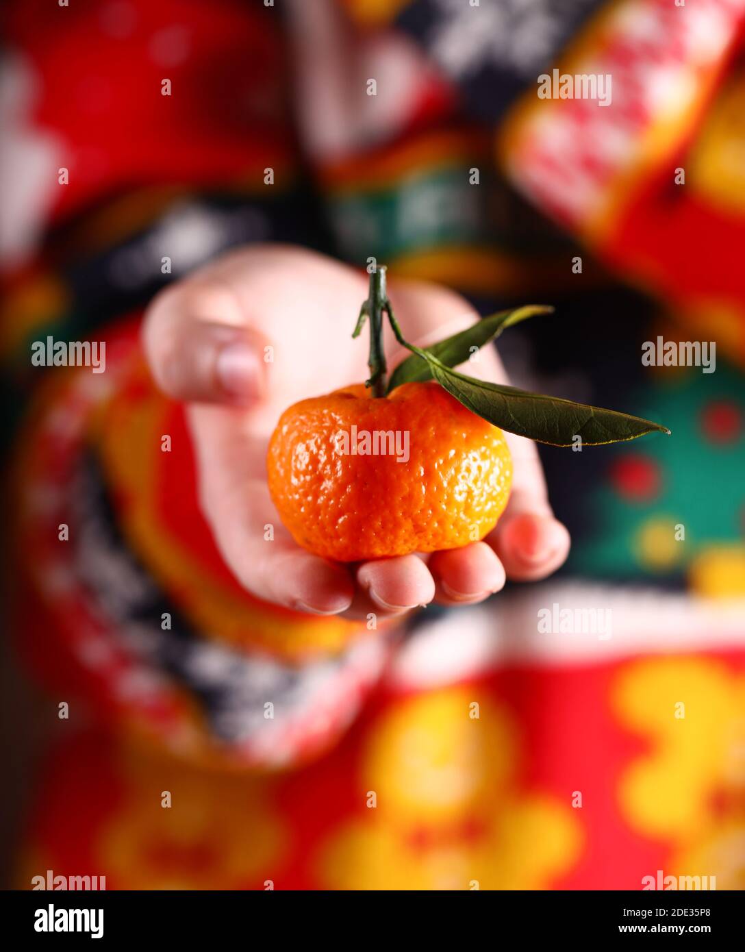 fresh ripe fruit tangerines for healthy eating Stock Photo - Alamy