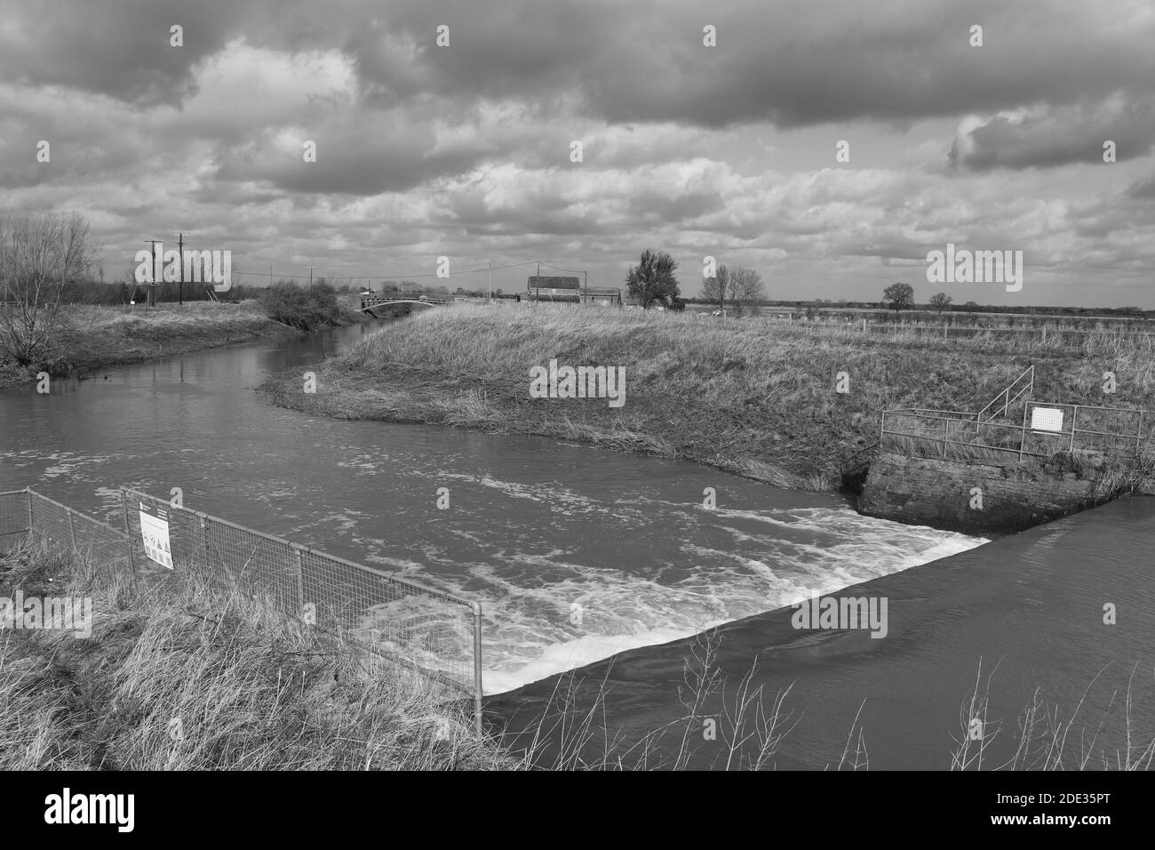 Weir_pool hi-res stock photography and images - Alamy