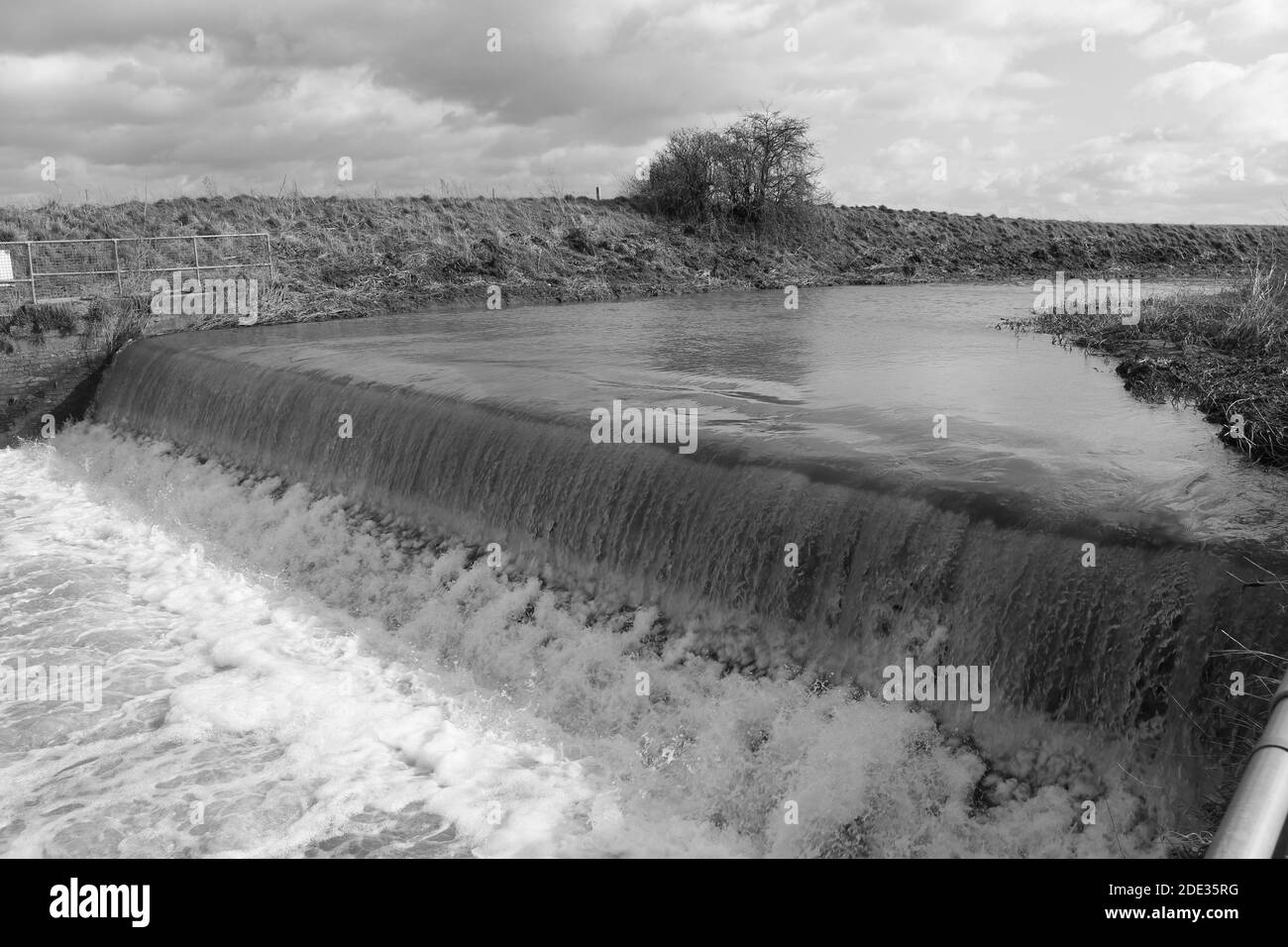 Weirpool hi-res stock photography and images - Alamy