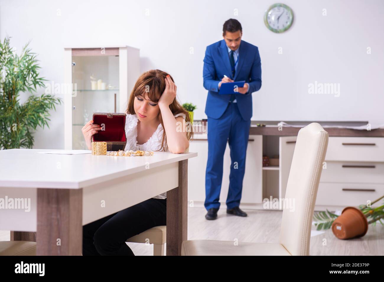 Frustrated police officer hi-res stock photography and images - Alamy