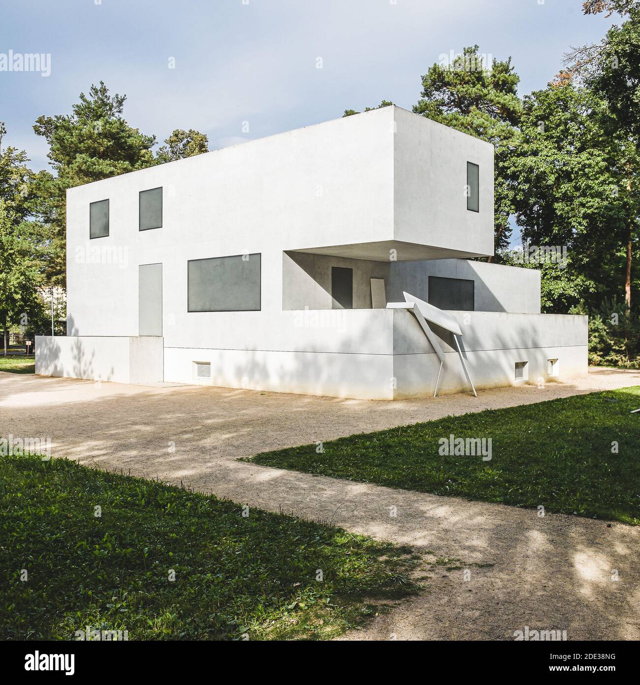 Bauhaus chair 1930 hi-res stock photography and images - Alamy