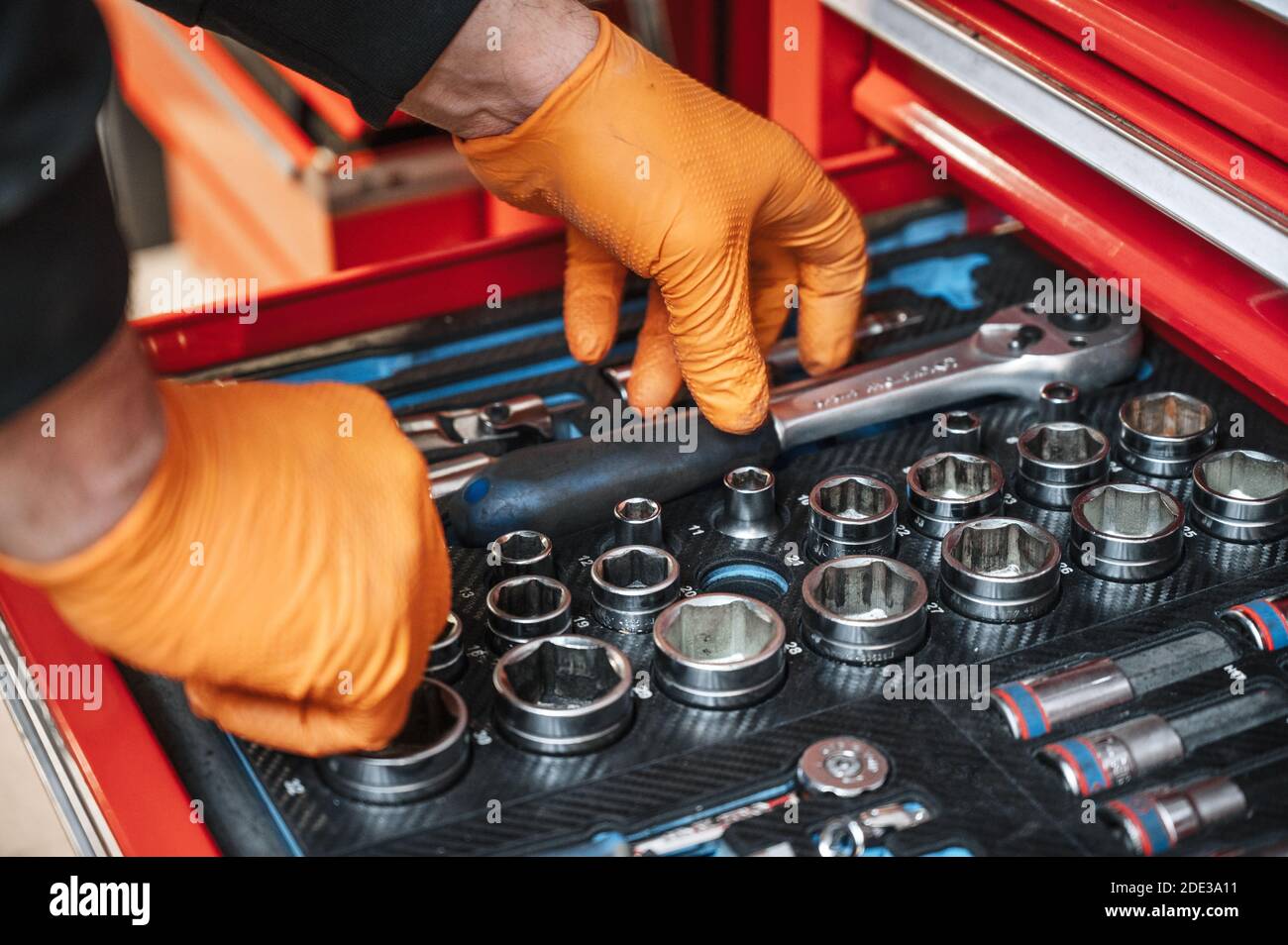 Car mechanics tool kit hi-res stock photography and images - Alamy