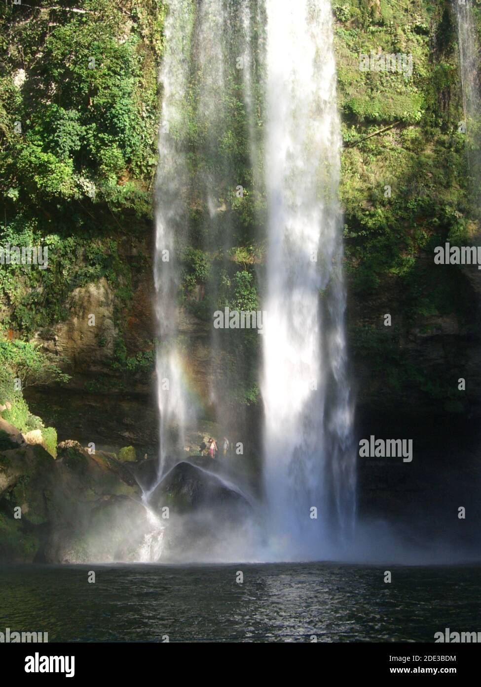 Chute centrale hi-res stock photography and images - Alamy