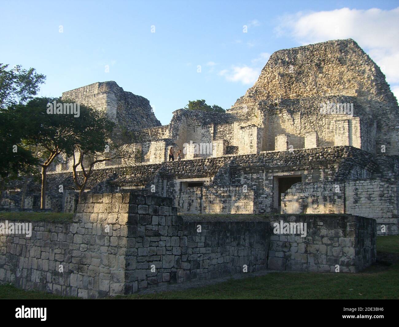 Chicana hi-res stock photography and images - Alamy