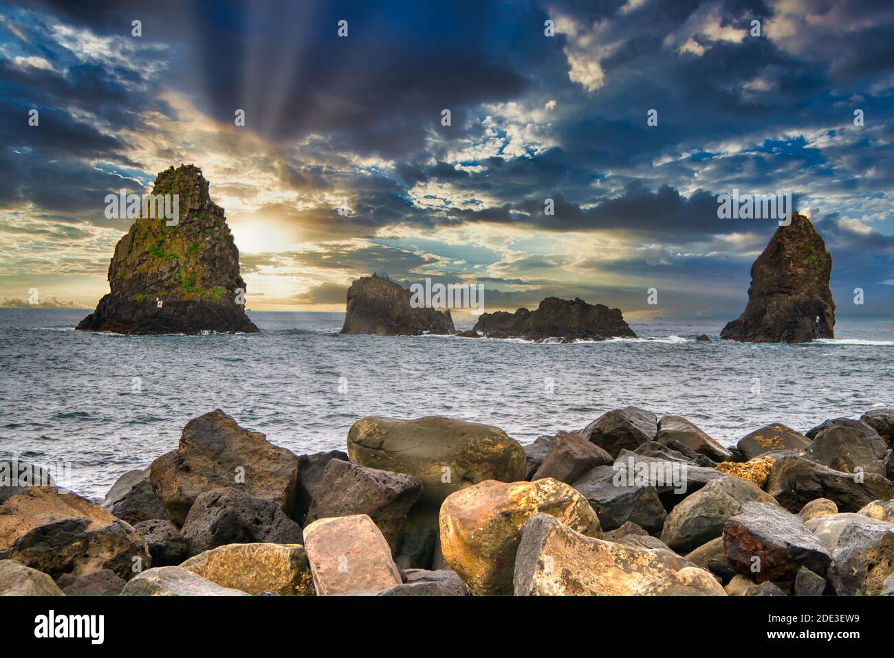 Cyclops greek hi-res stock photography and images - Alamy