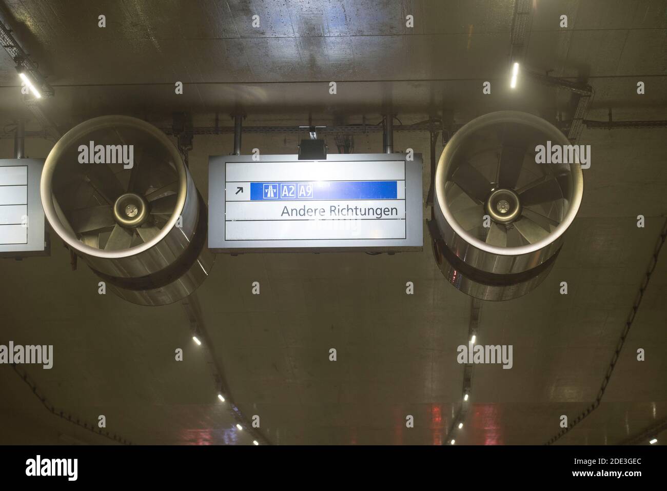guidance system and road marking for safety in a tunnel Stock Photo - Alamy
