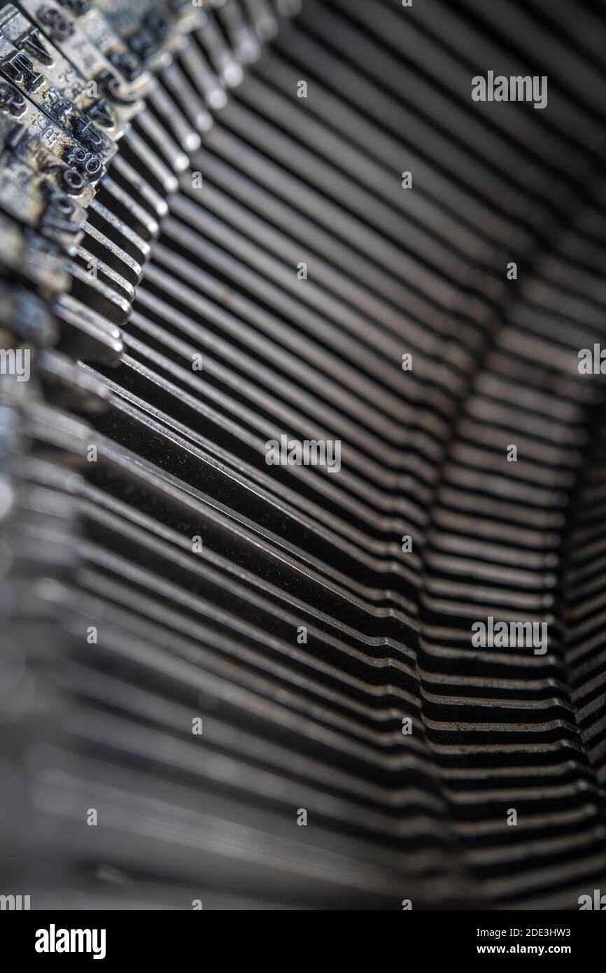 Detail of the metal type bars on an old manual typewriter Stock Photo ...