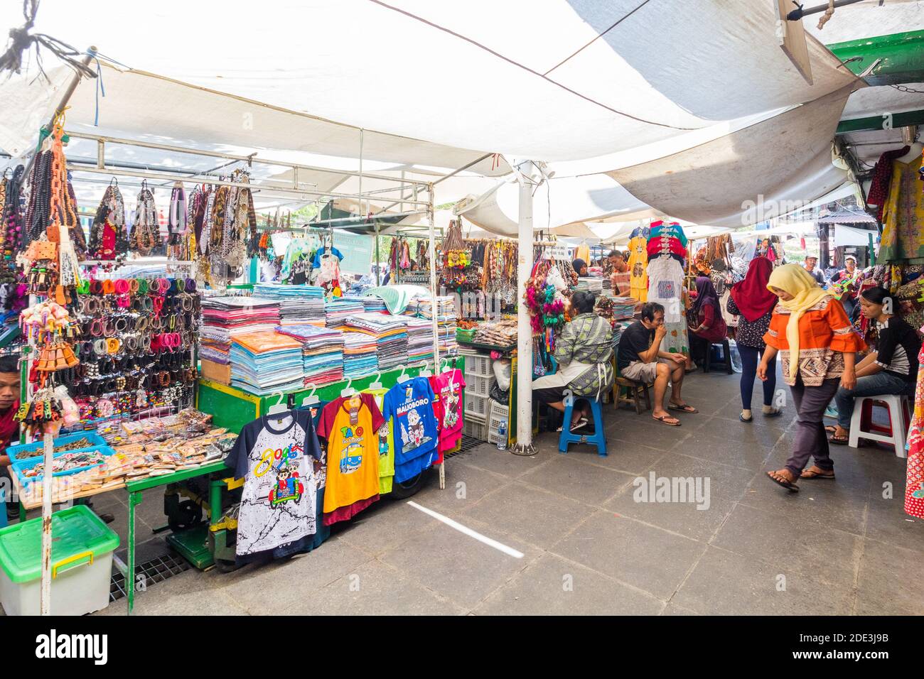 The lively street market in Jalan Malioboro in Yogyakarta Indonesia ...
