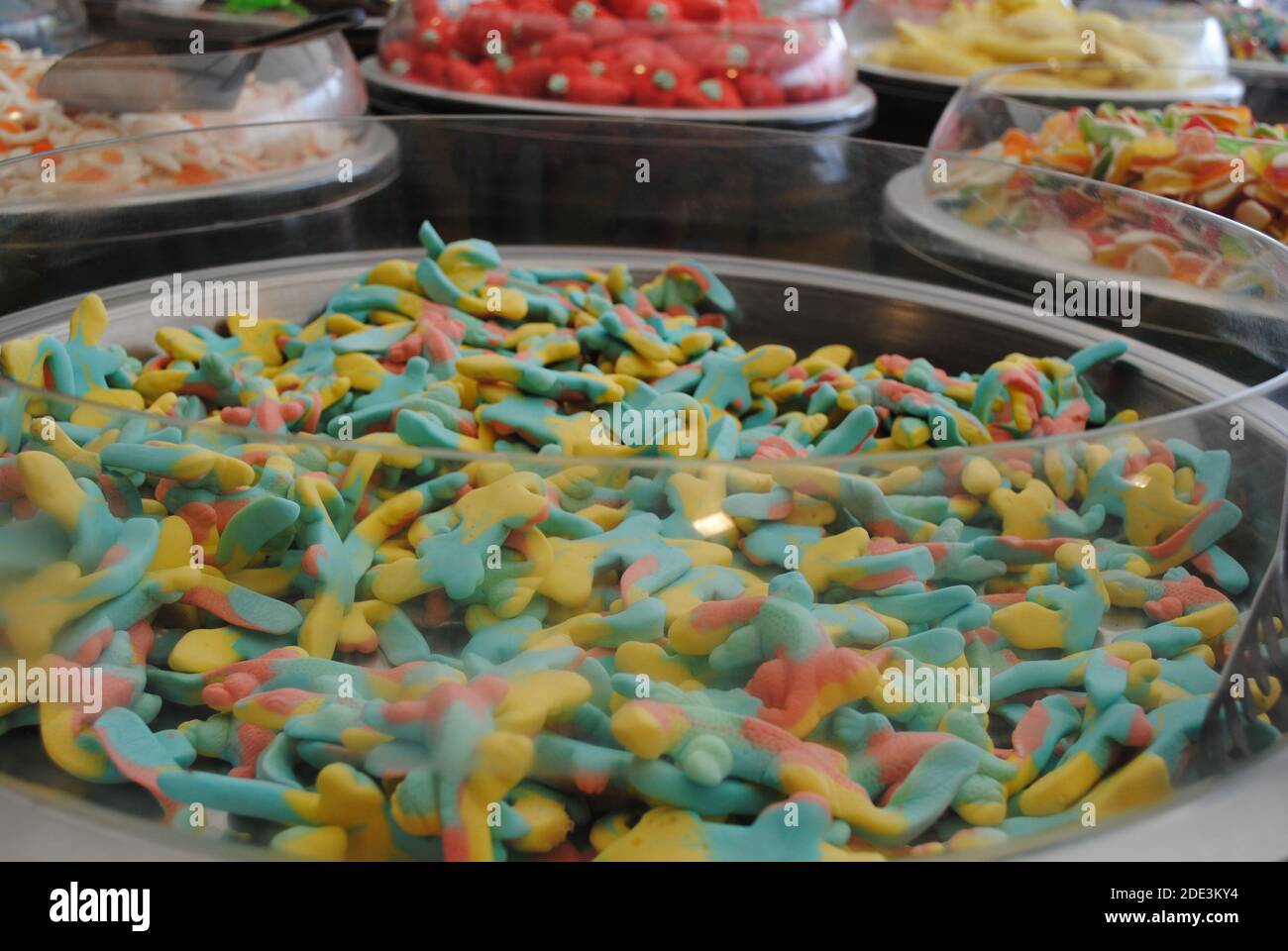 bucket of gummy candy Stock Photo - Alamy