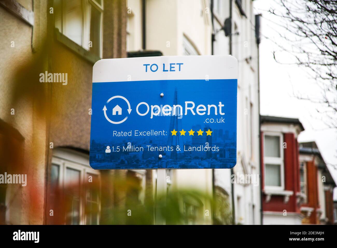 Openrent estate agents board hi-res stock photography and images - Alamy