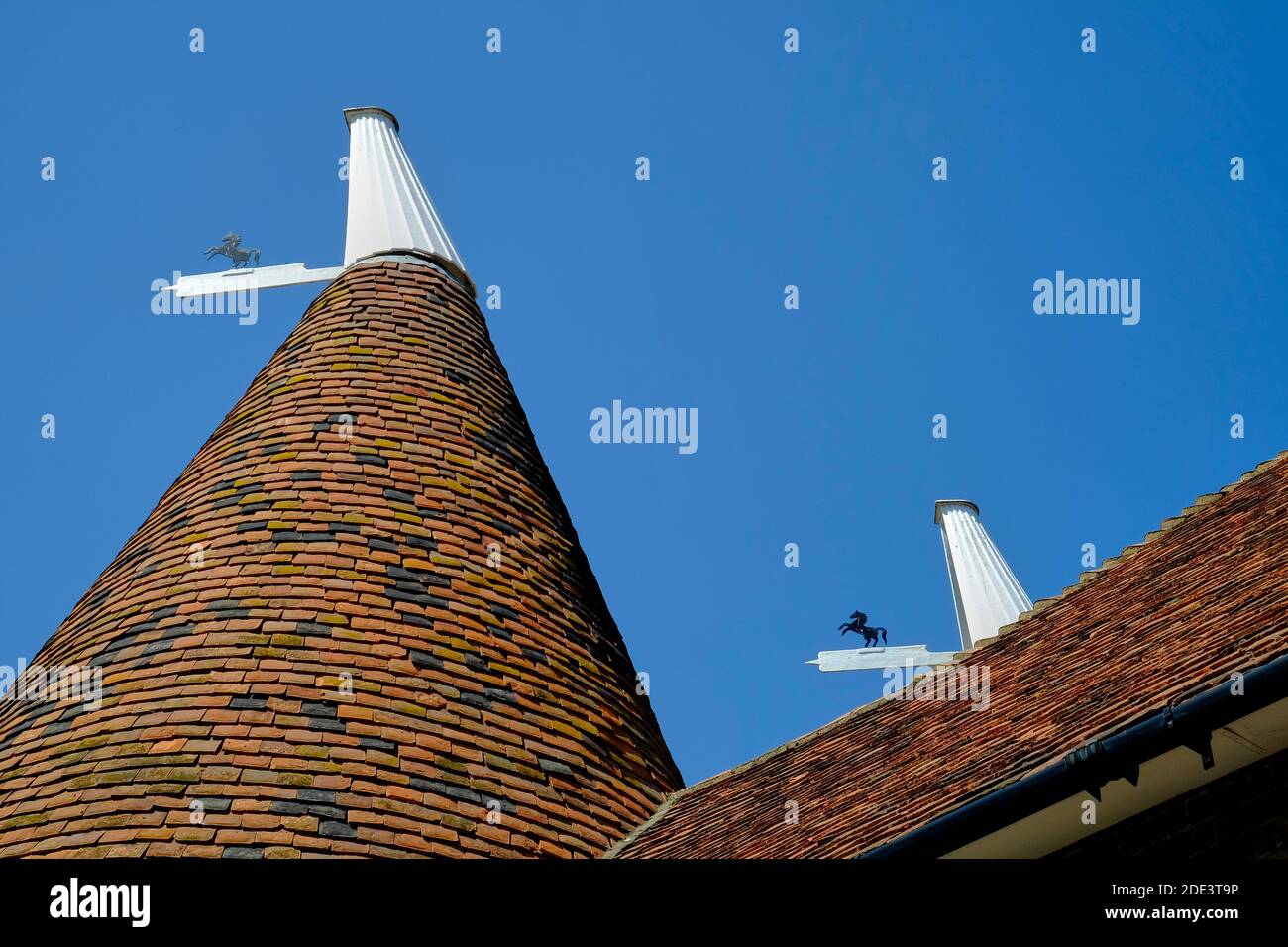 Oast kiln conversions hi-res stock photography and images - Alamy