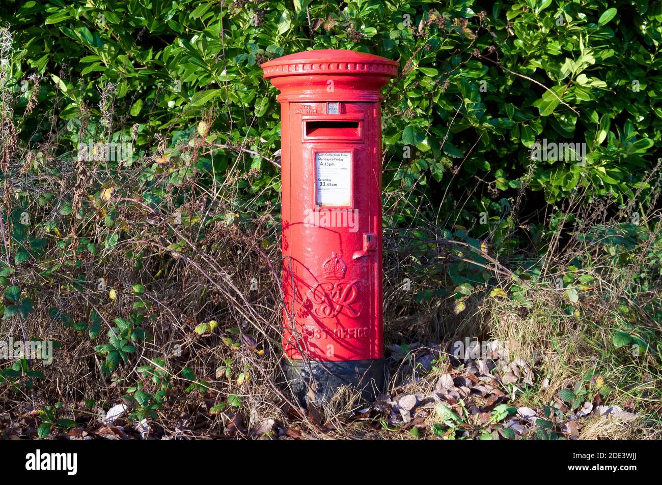 Red post box in rural countryside in England Stock Photo - Alamy