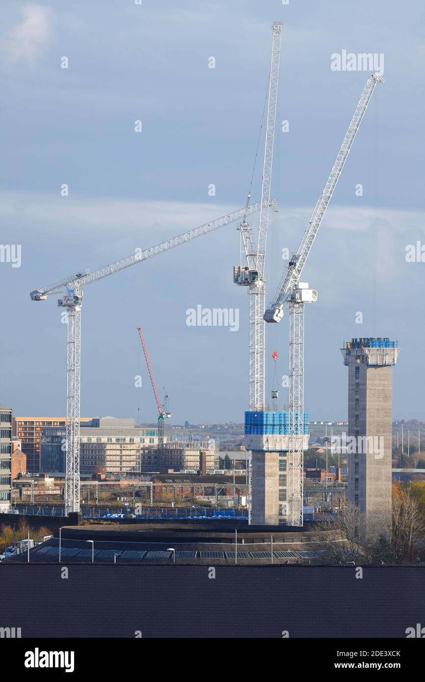Monk bridge apartments under construction hi-res stock photography and ...