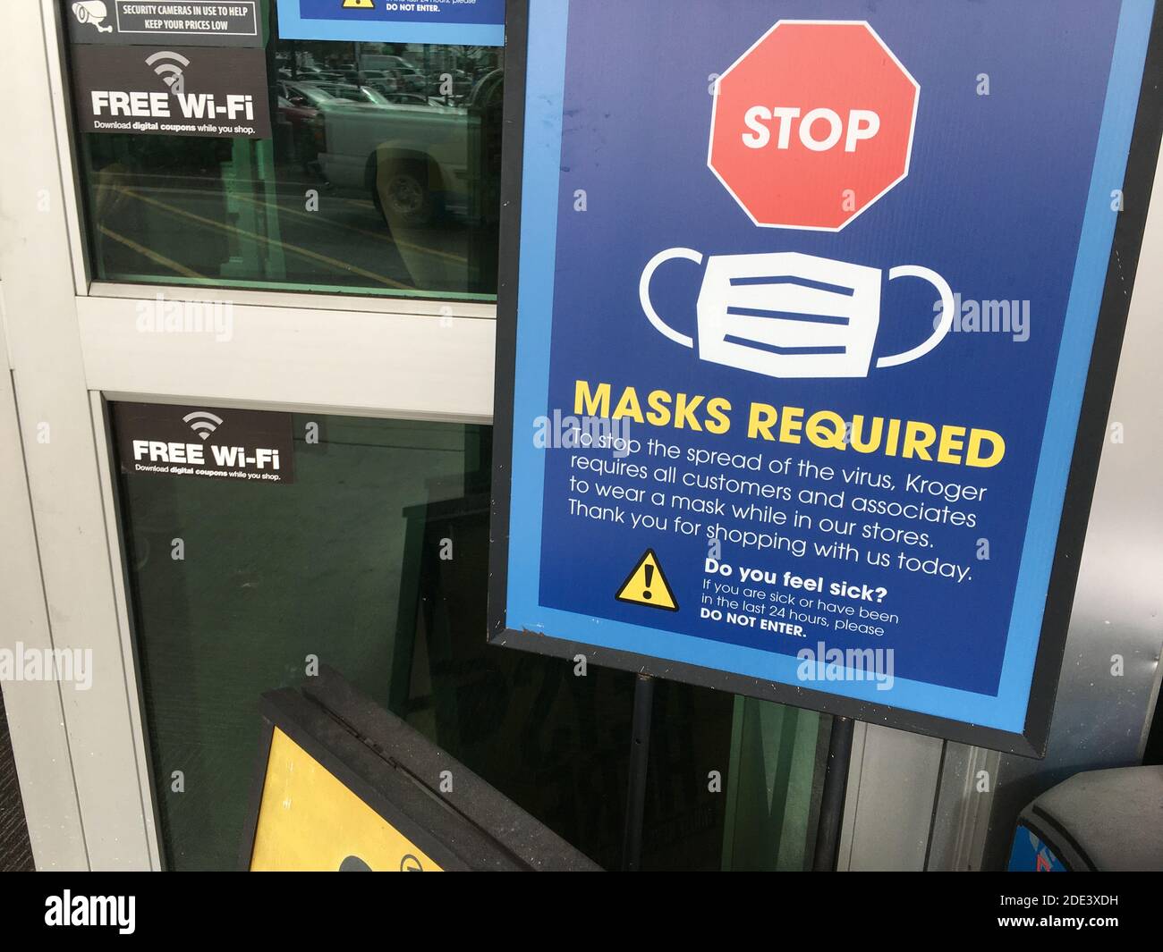 Augusta, Ga USA 11 25 20: Kroger grocery store mask required sign at ...