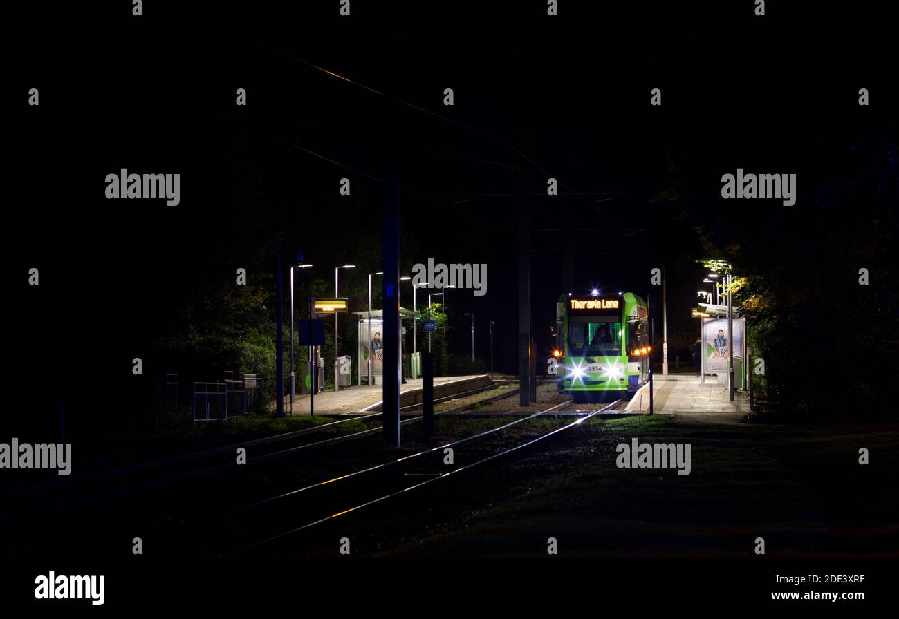 First London trams Croydon Tramlink Bombardier flexitiy swift CR4000 ...