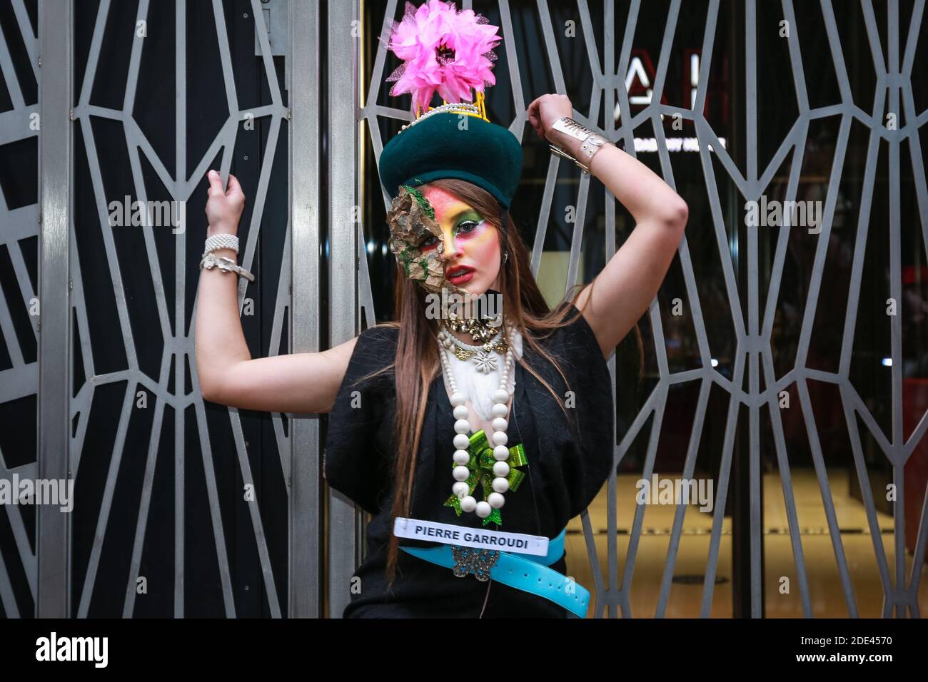 Soho model hi-res stock photography and images - Alamy