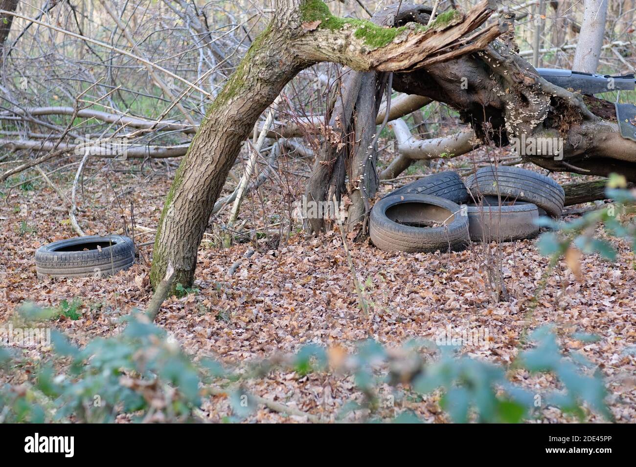 Wheel thrown hi-res stock photography and images - Alamy