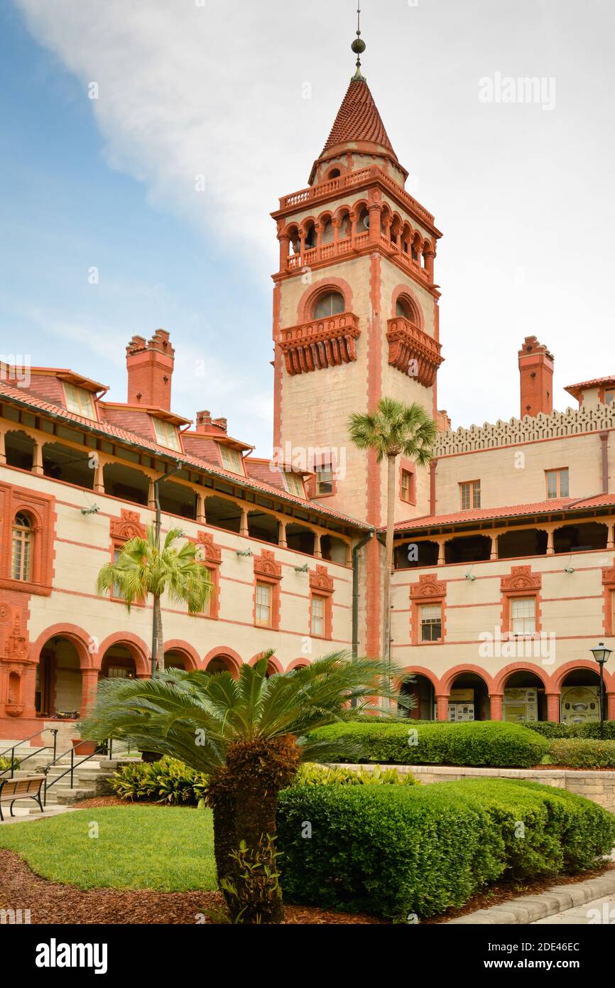 The magniicent Spanish Renaissance architecture with colonial revial ...