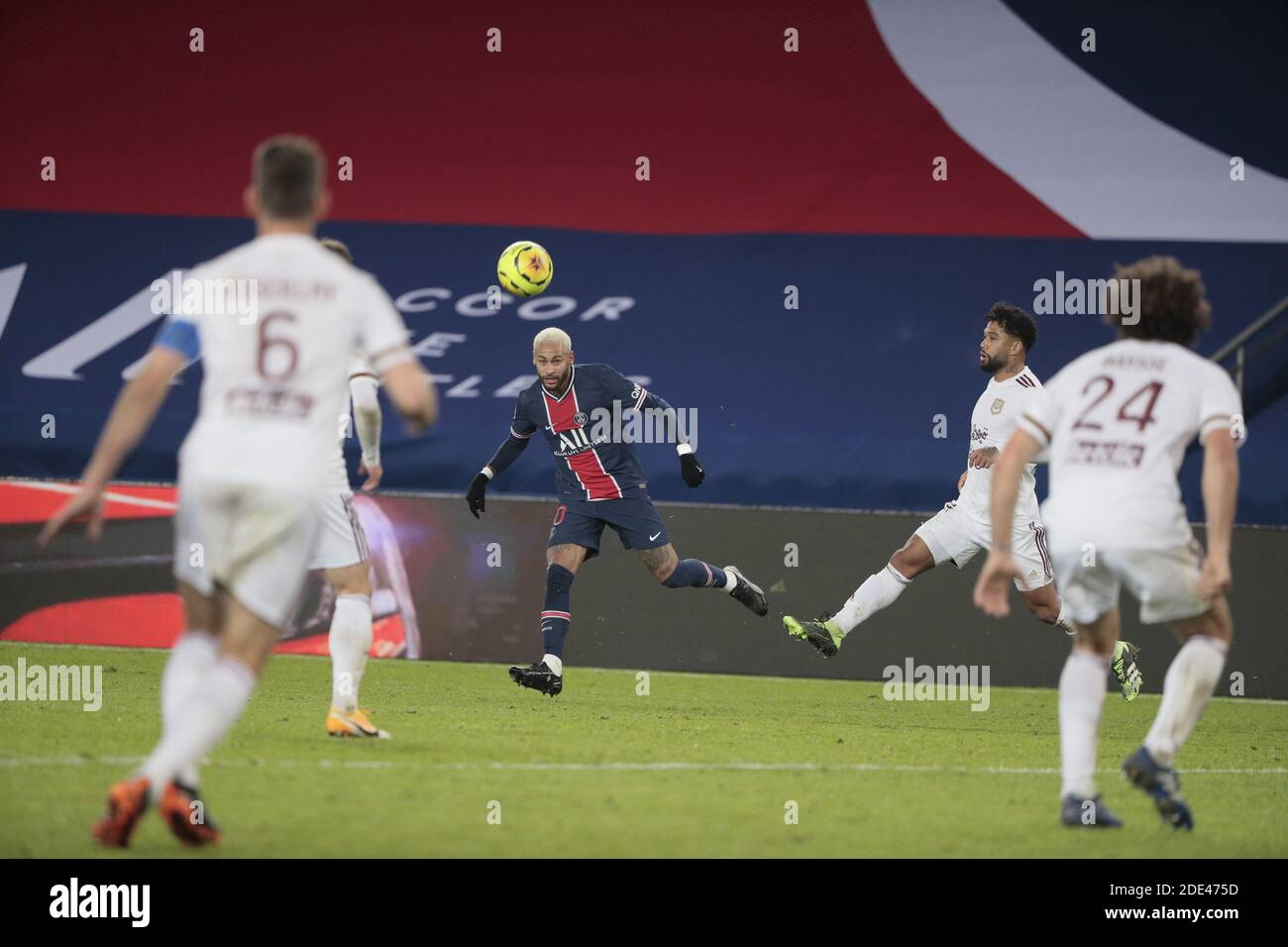 Neymar jr psg hi-res stock photography and images - Alamy