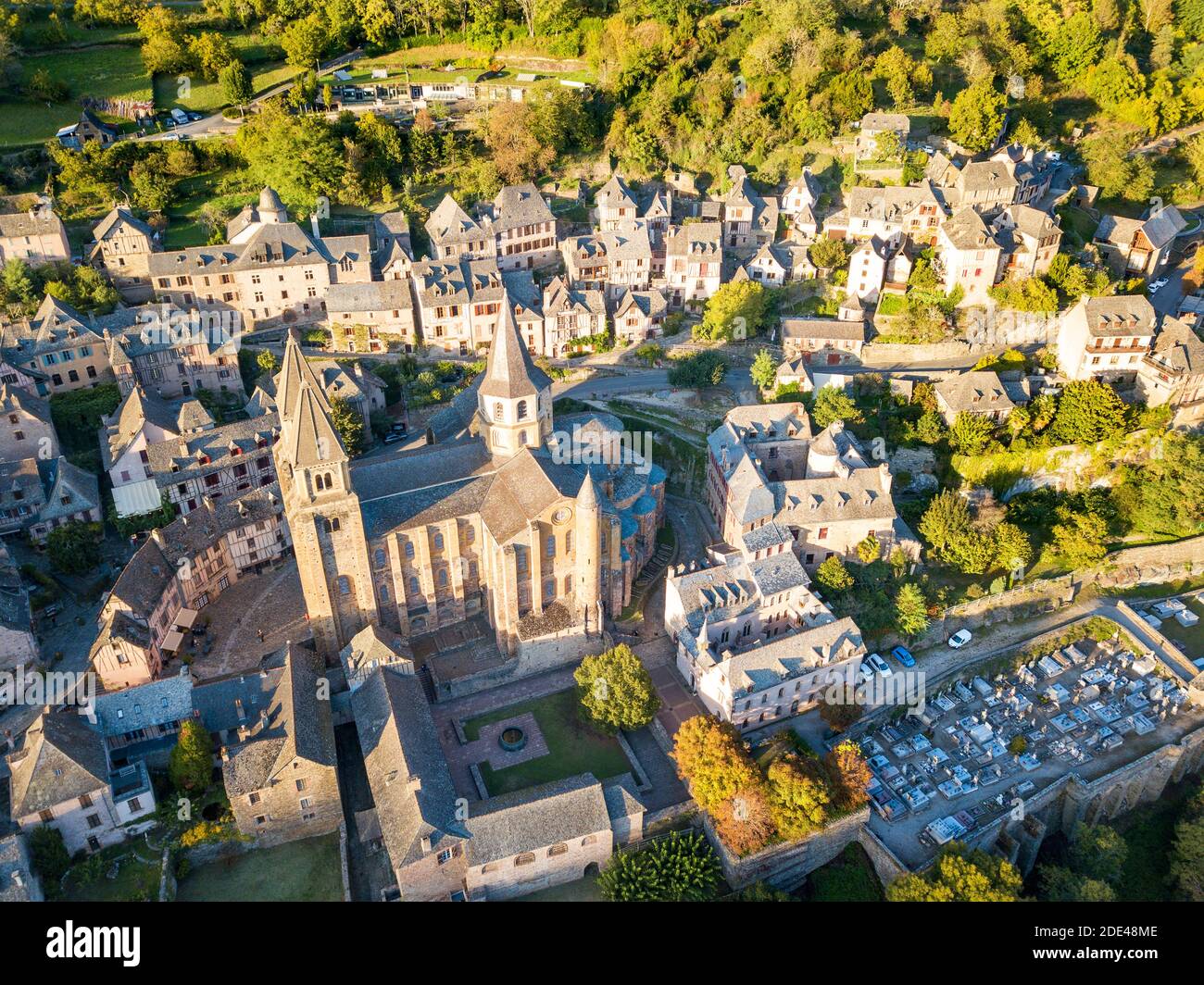 Conques abbey hi-res stock photography and images - Alamy