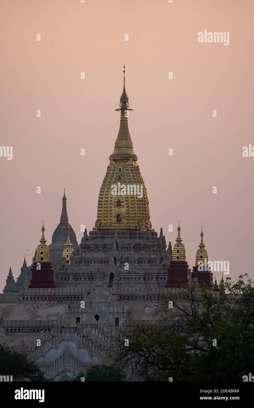 Old bagan myanmar hi-res stock photography and images - Alamy