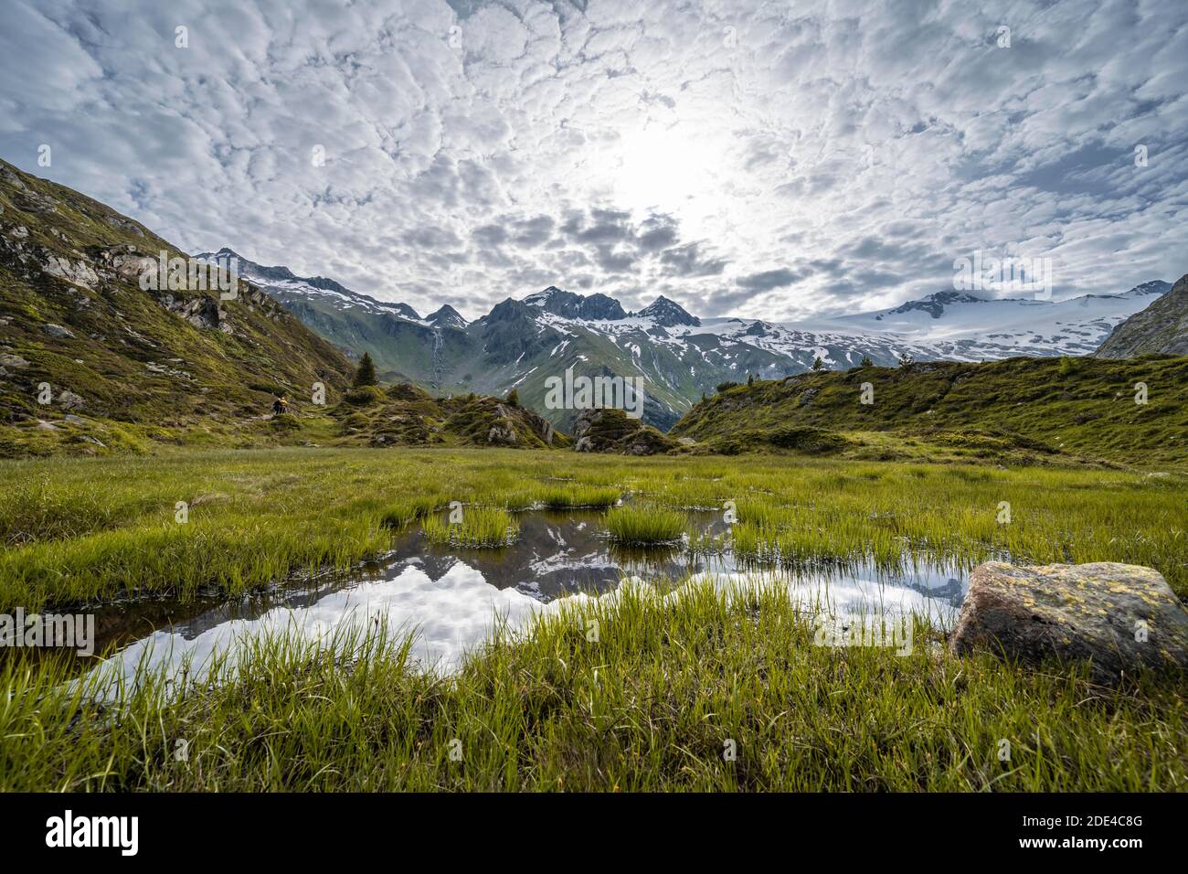 Big mortar hi-res stock photography and images - Alamy