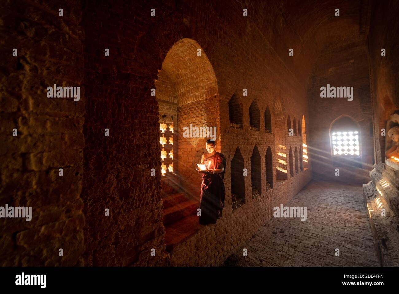 Burmese mountain temple hi-res stock photography and images - Alamy