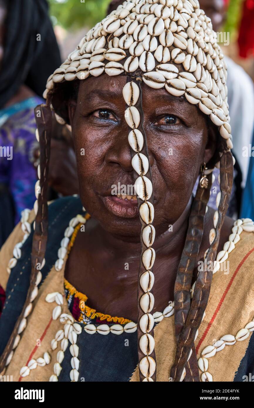 Ritual voodoo woman hi-res stock photography and images - Alamy