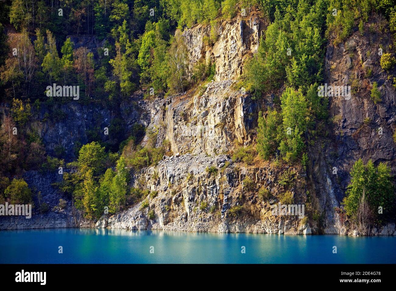 Steep rock lake hi-res stock photography and images - Alamy