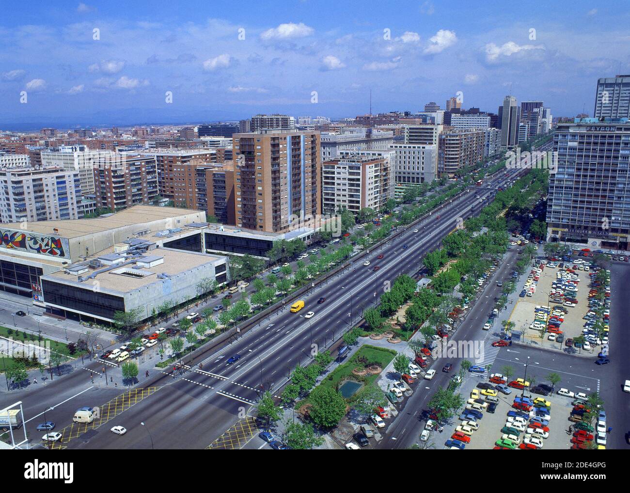PASEO DE LA CASTELLANA HACIA PLAZA CASTILLA DESDE LIMA. Location ...