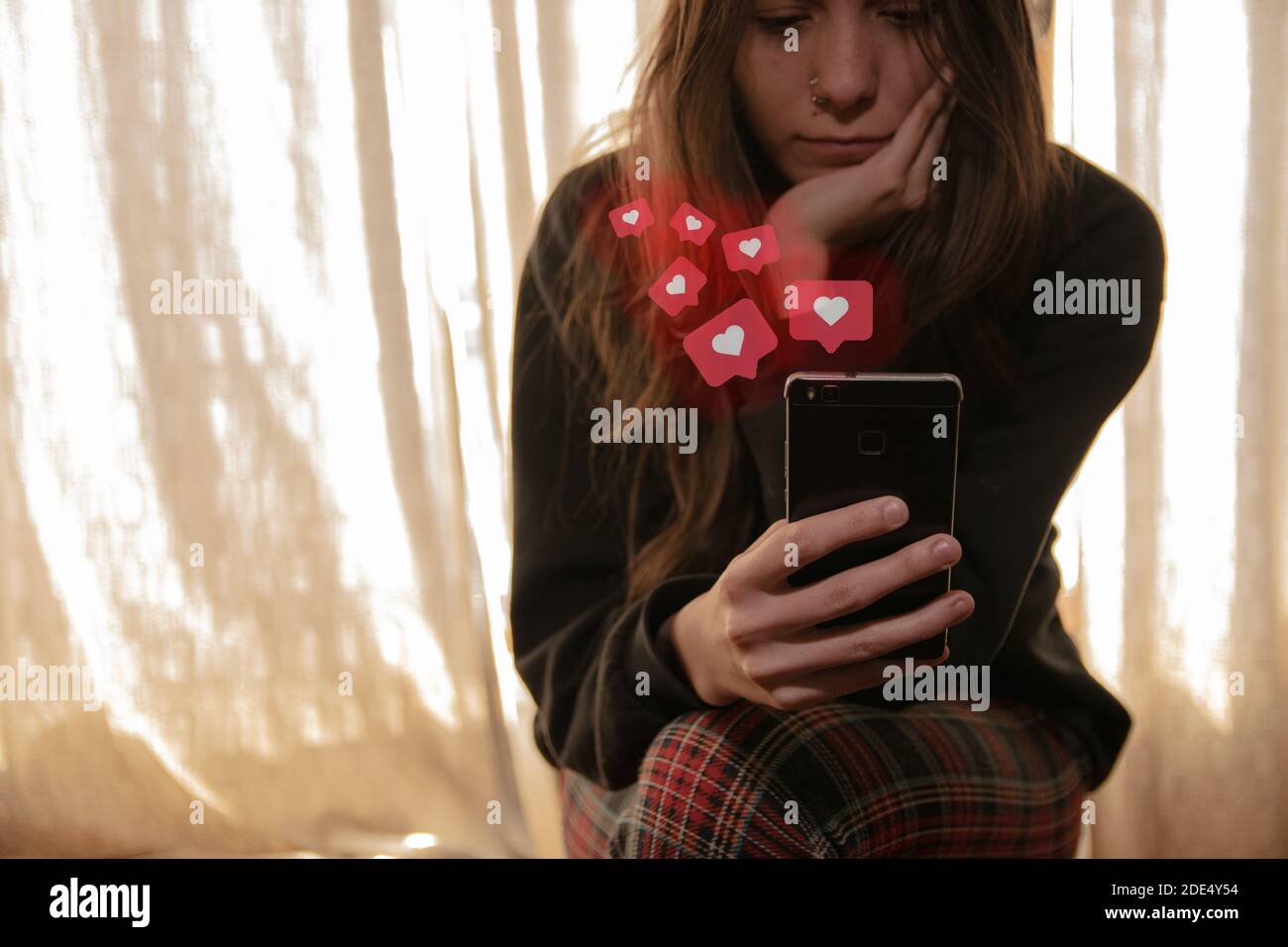 A girl having fun on social media platforms Stock Photo - Alamy
