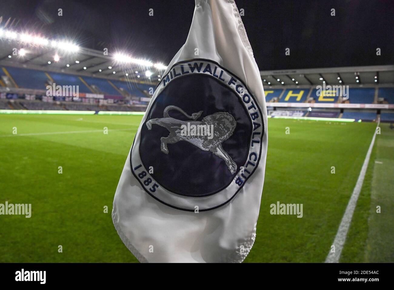 Millwall corner flag at the Den Home of Millwall fc Stock Photo - Alamy