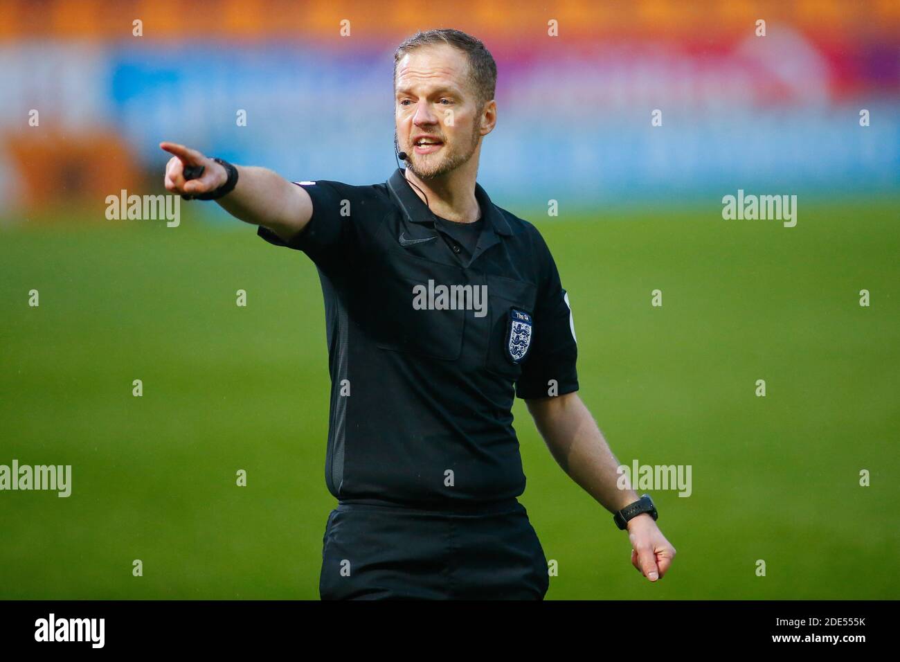 Emirates fa cup 2nd round match hi-res stock photography and images - Alamy