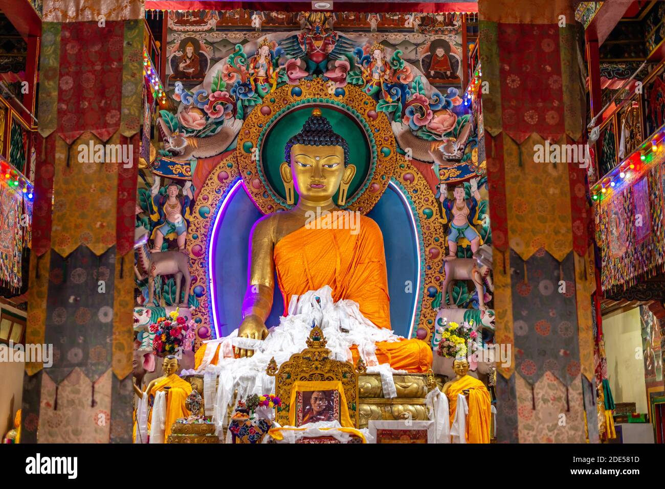 Buddha statue of tawang monastery hi-res stock photography and images ...