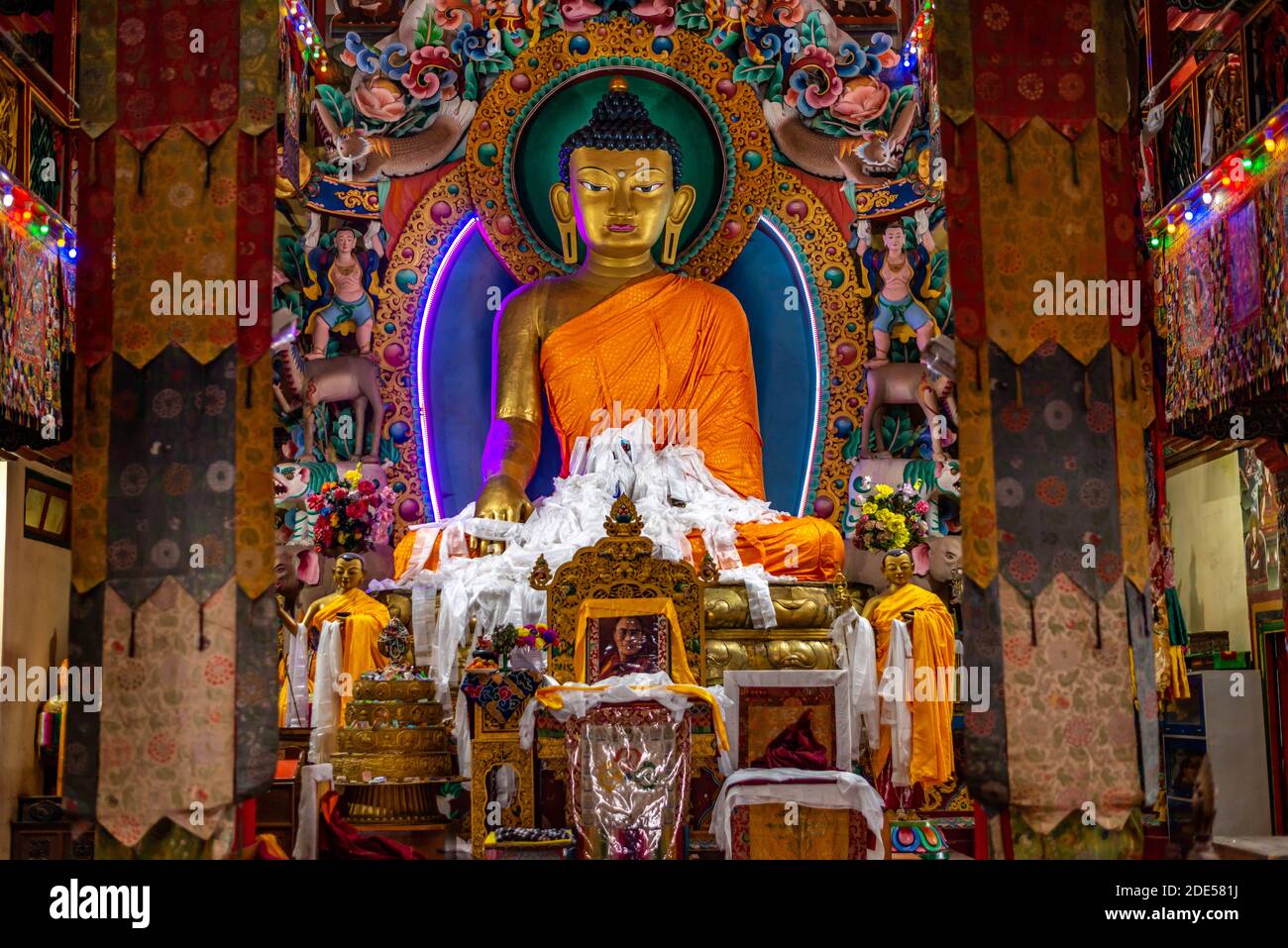 Buddha statue of tawang monastery hi-res stock photography and images ...