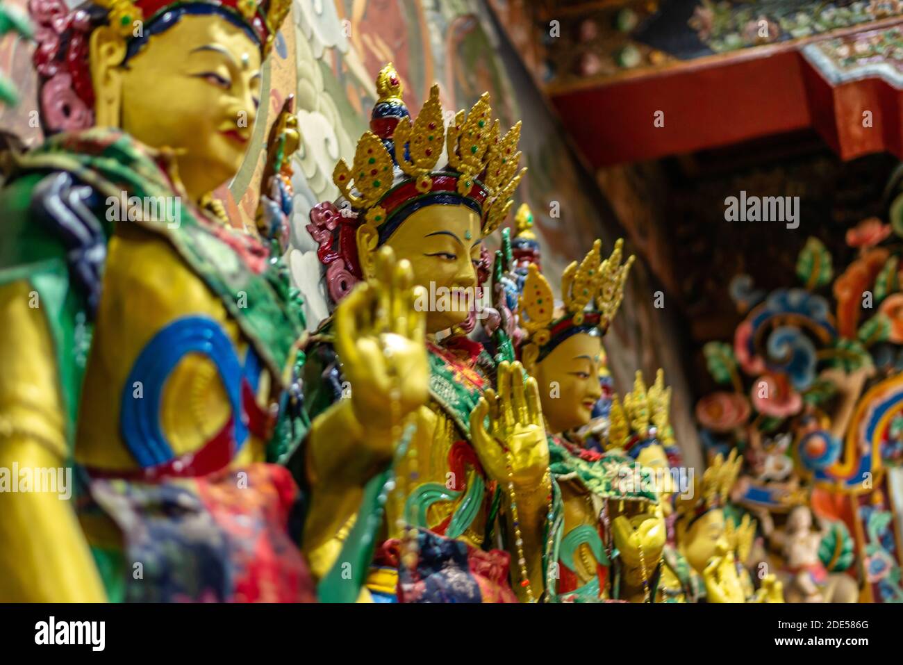 Buddha statue of tawang monastery hi-res stock photography and images ...